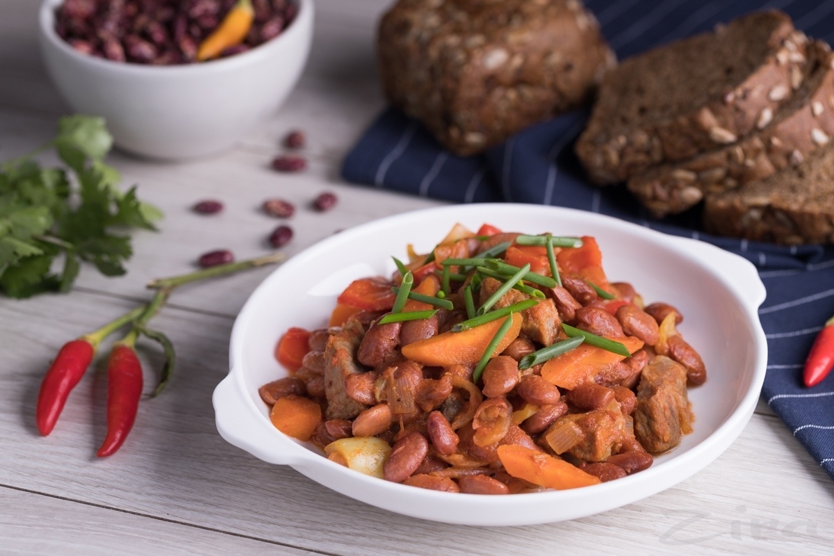 Mazali va to’yimli: go’shtli taomlar – Zira.uz